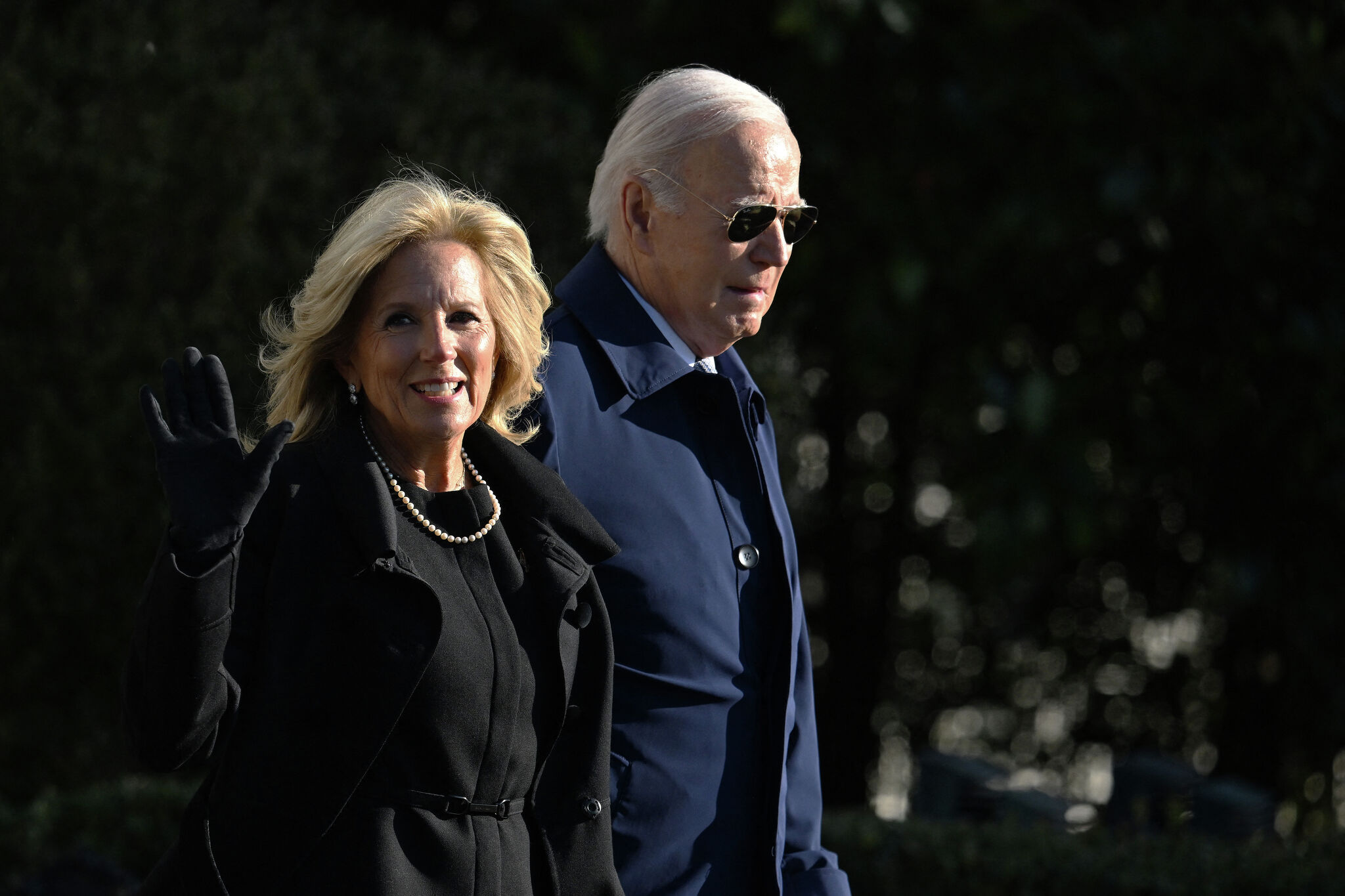 Biden continues to face political headwinds Biden continues to face political headwinds