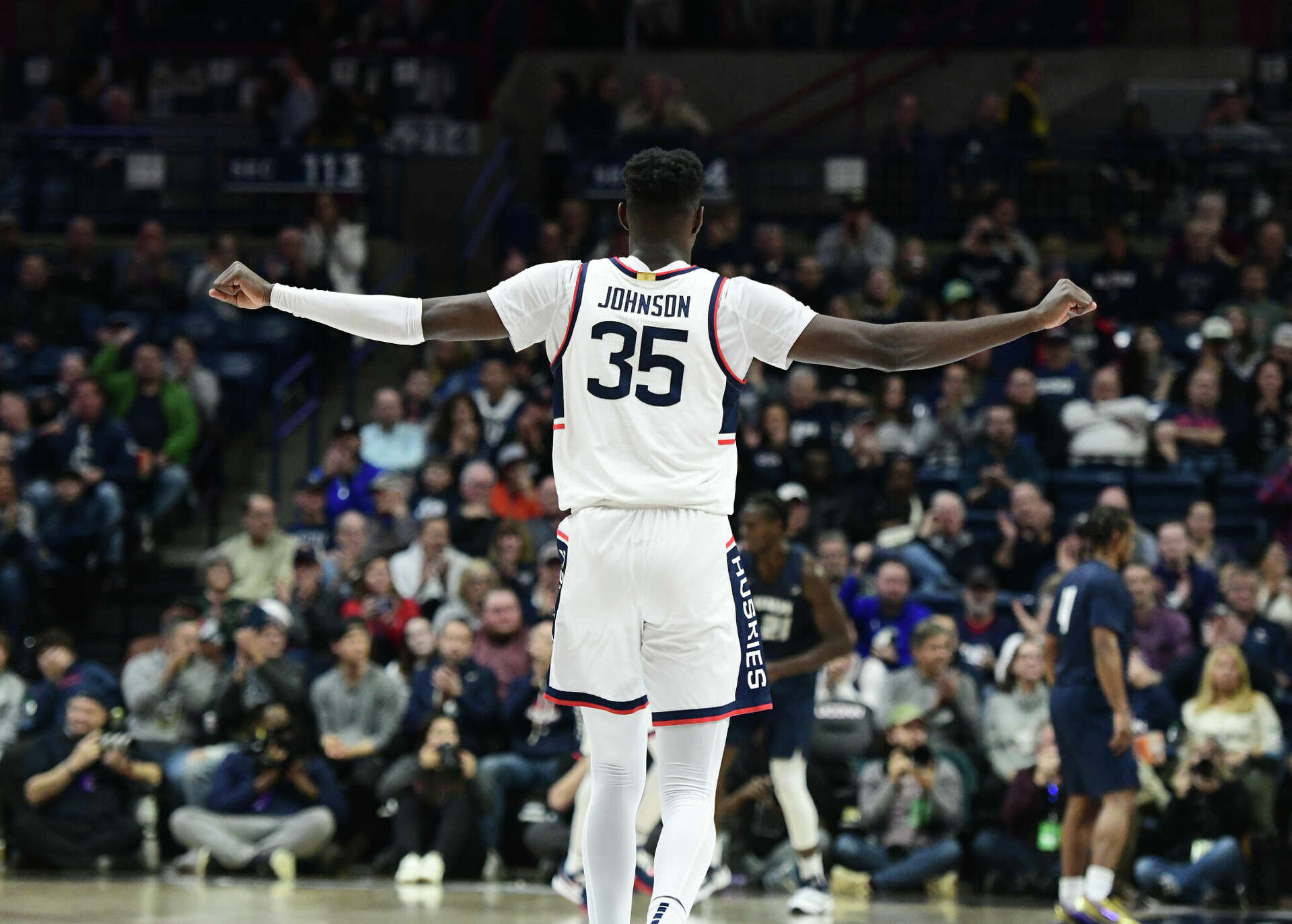 Samson Johnson's long journey to UConn men's basketball team