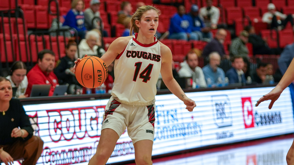 Michigan powers past SIUE in Ann Arbor