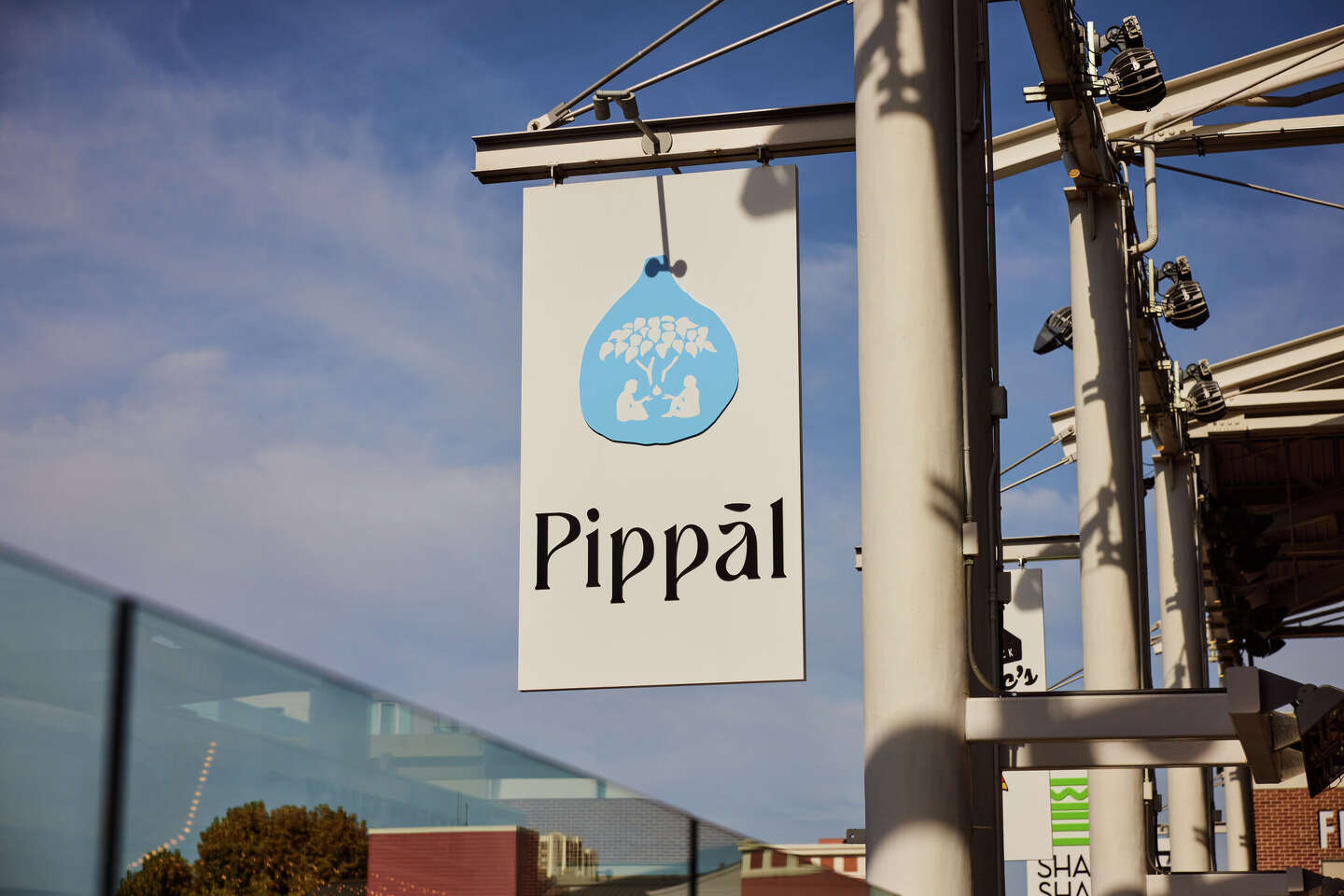 Buzzy new restaurants lead to a complete turnaround for Bay Area mall