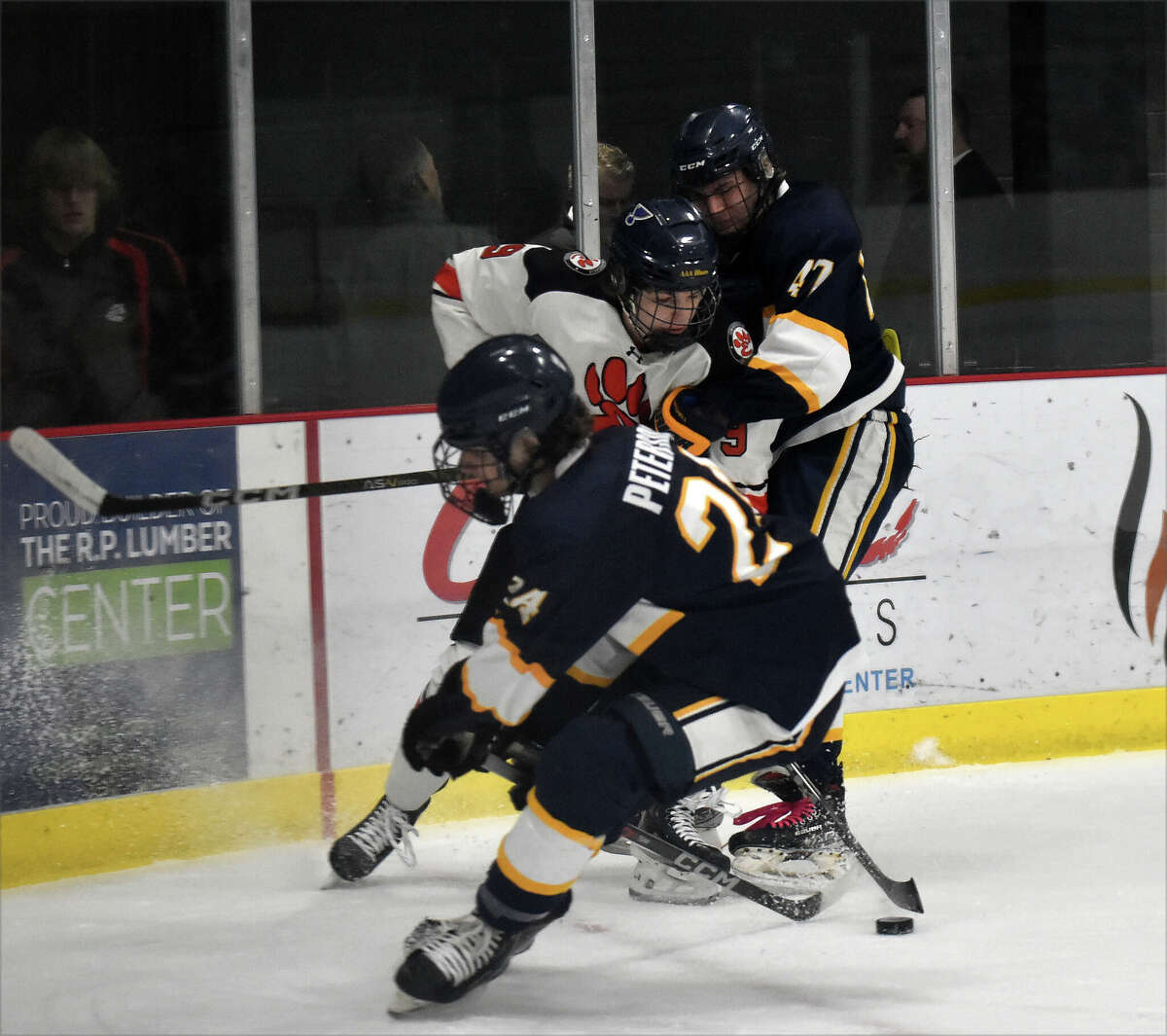 Edwardsville scores three in third to rally past O'Fallon