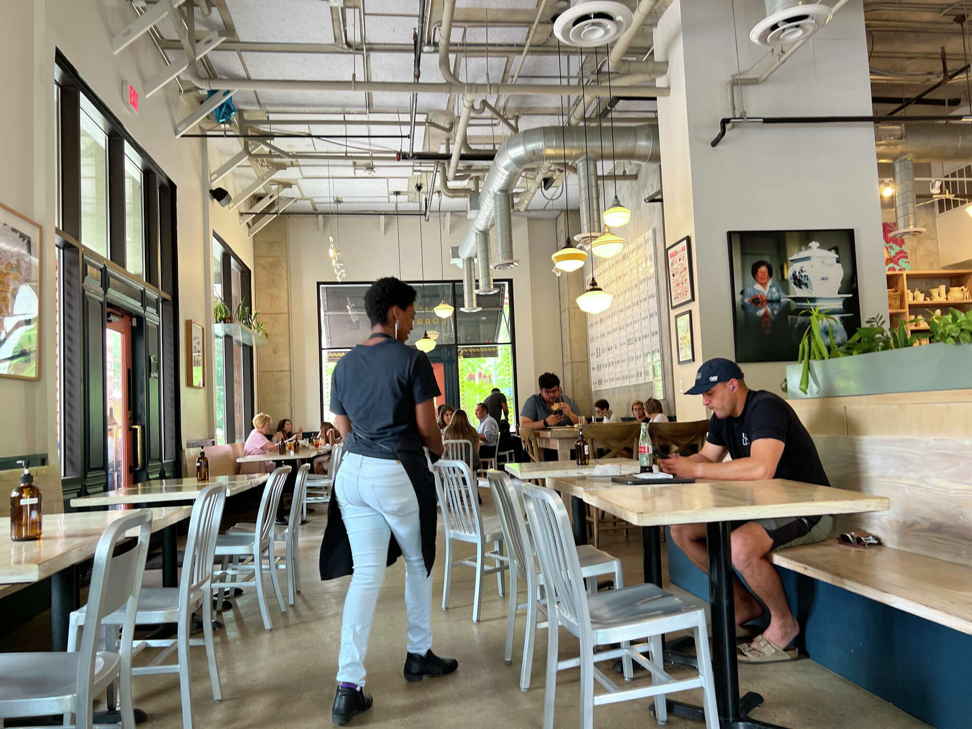 5 San Antonio restaurants to take out-of-town family for the holidays