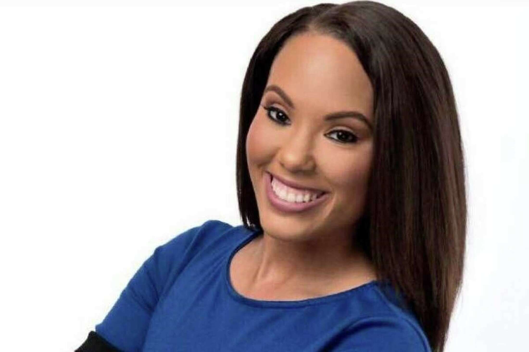 Pregnant Houston anchor shuts down comments about her body