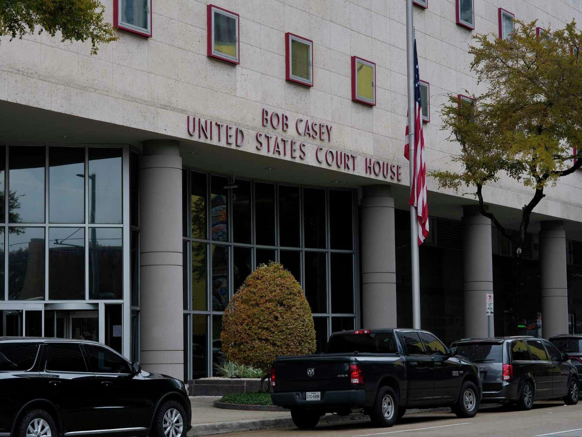 ICE officer accused of money laundering in Houston federal court