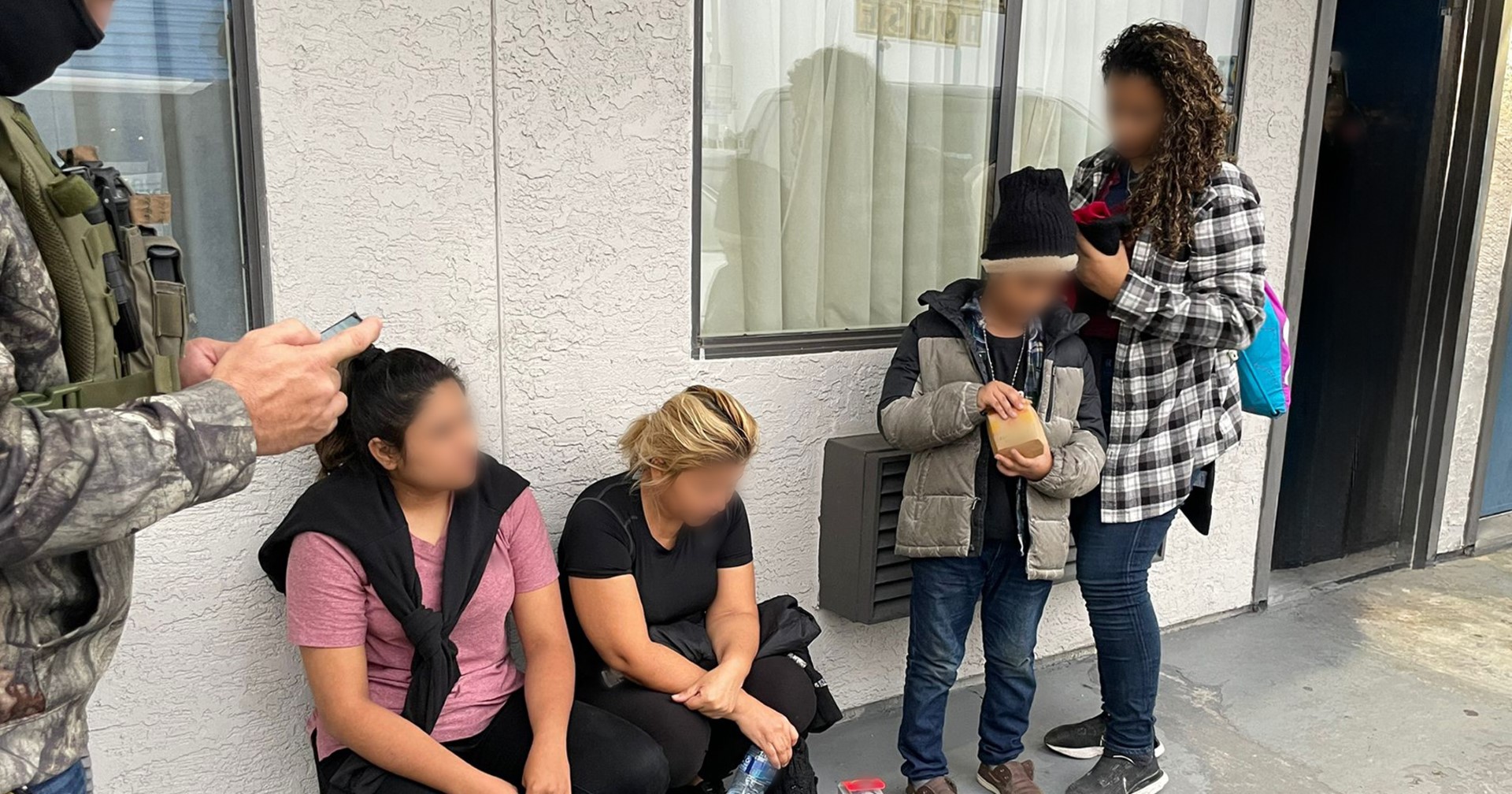 USBP agents discovered 4 migrants in west Laredo motel