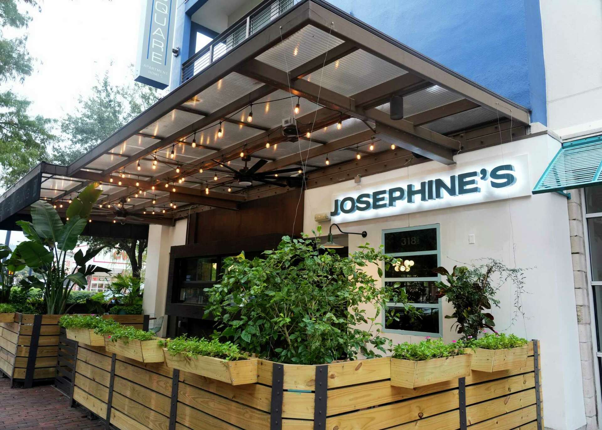 Josephine's Houston restaurant review: a bumpy Gulf Coast thrill ride