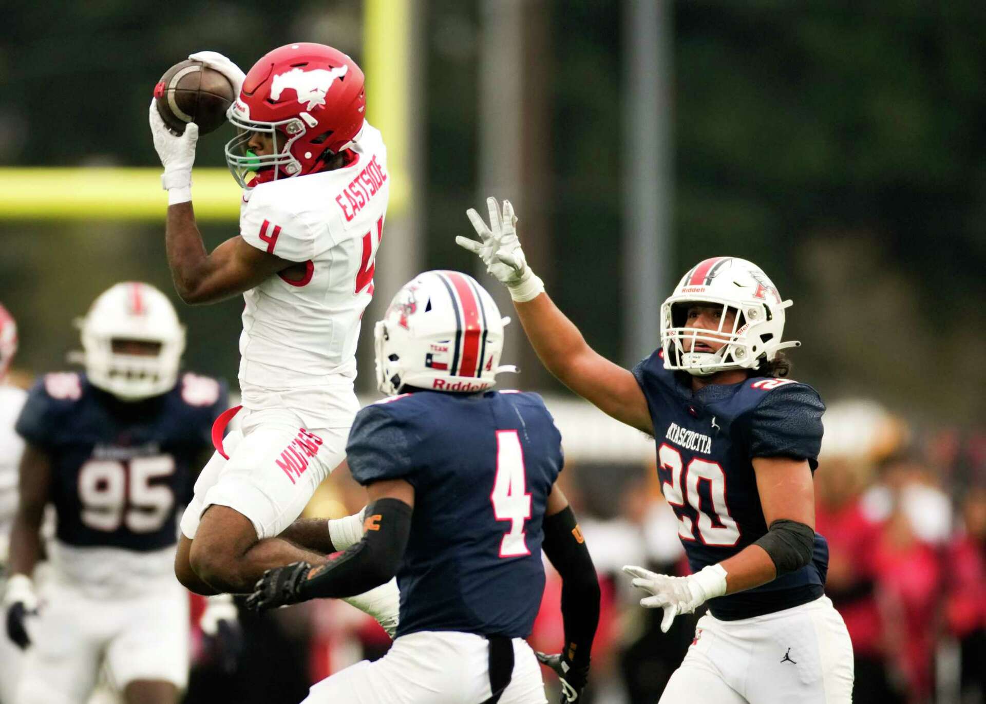 North Shore Mustangs top Atascocita Eagles in regional final