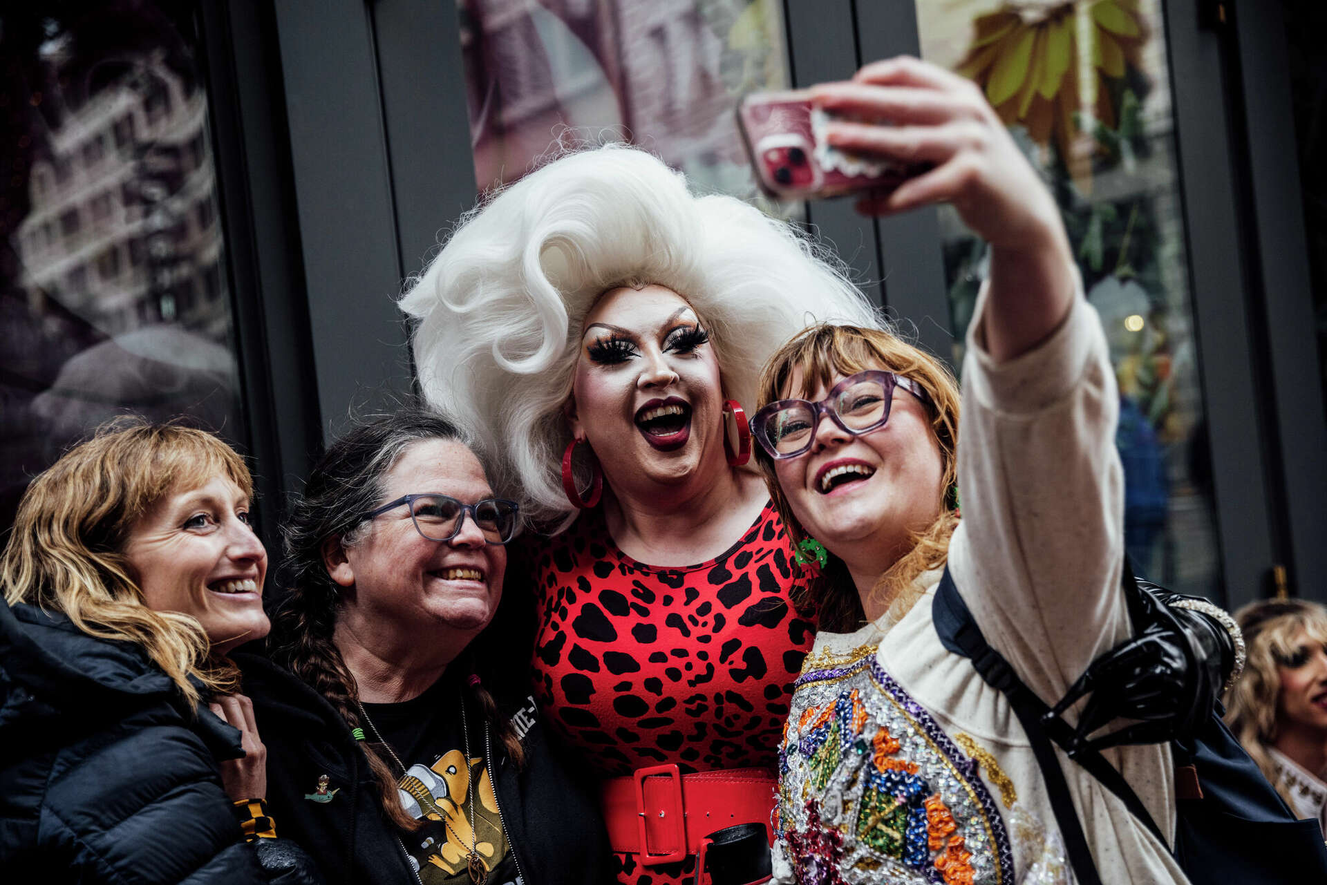 ‘SF Is a Drag’: Queens and kings take performances to city streets
