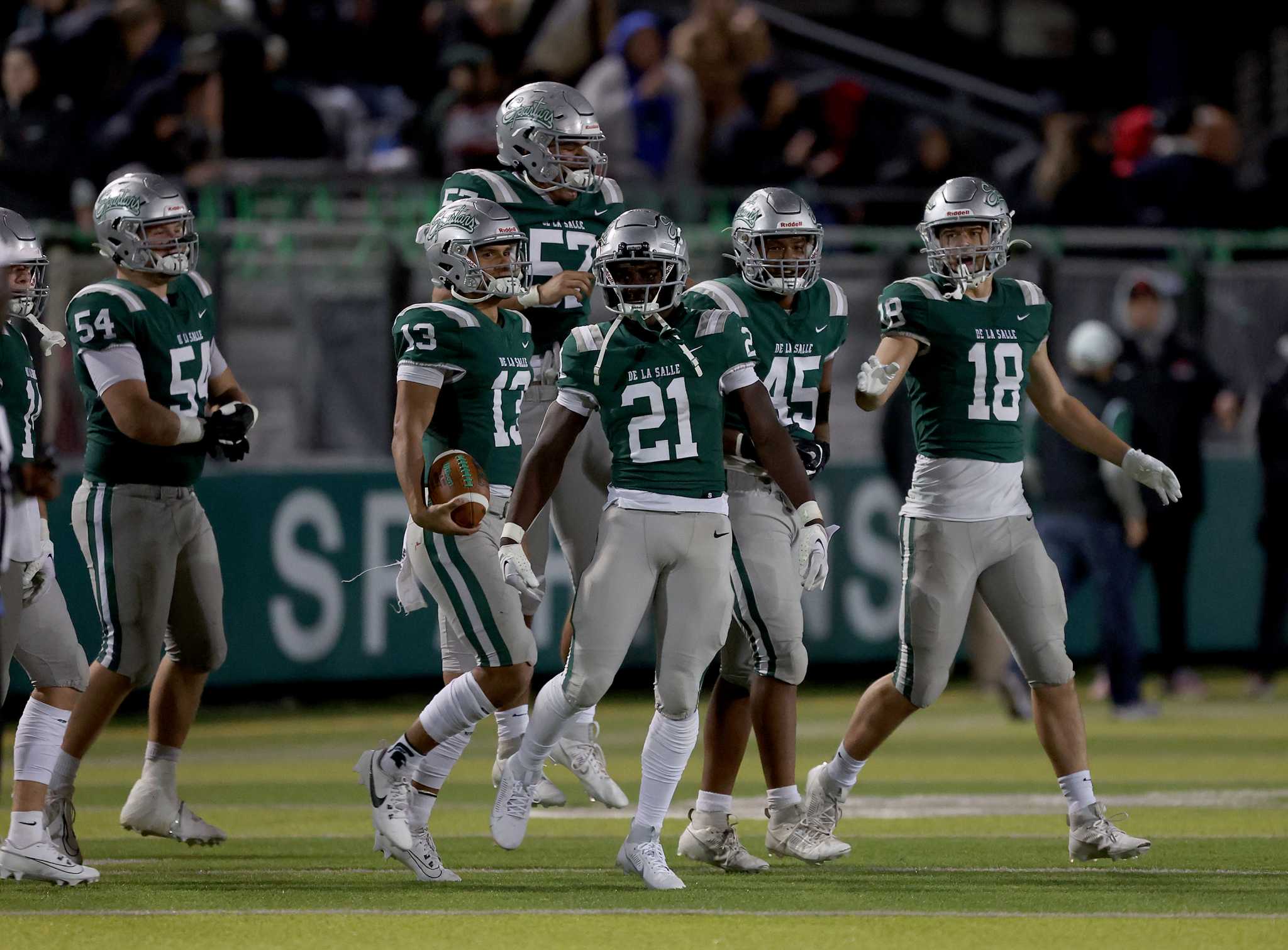 De La Salle's dominance resurfaces in Northern California 1-AA blowout