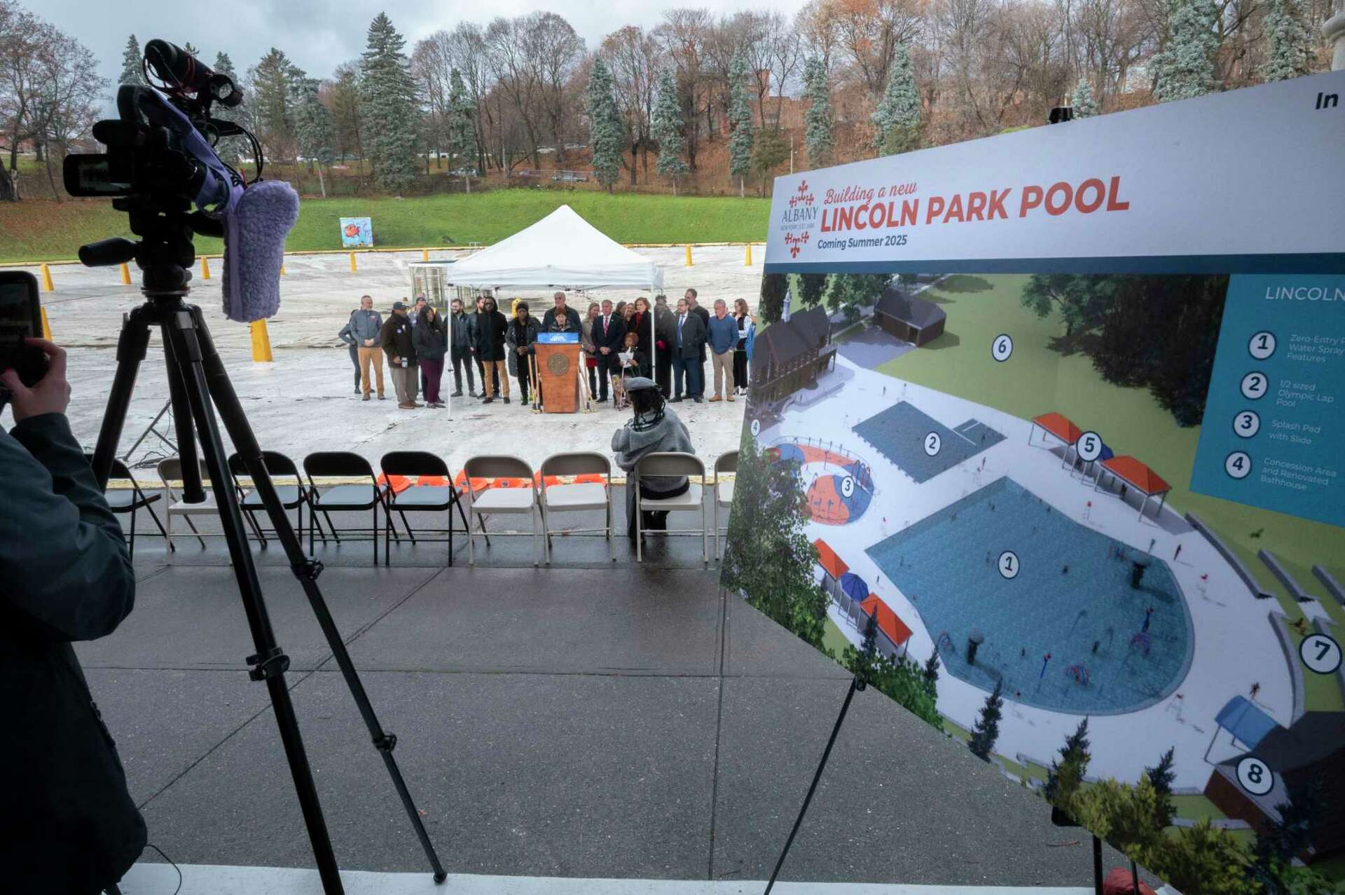 Albany closing in on July 4 opening for new Lincoln Park pool