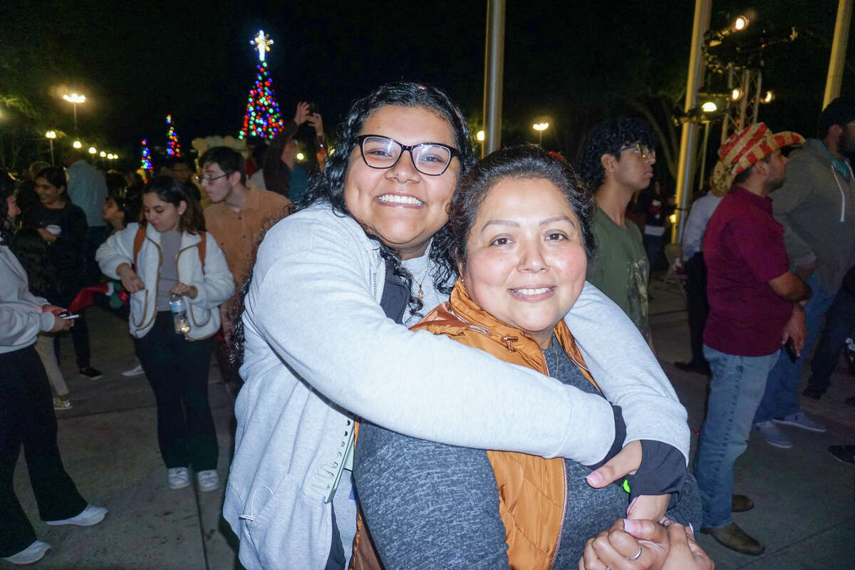Photos: TAMIU gets into the holiday spirit with tree lighting event