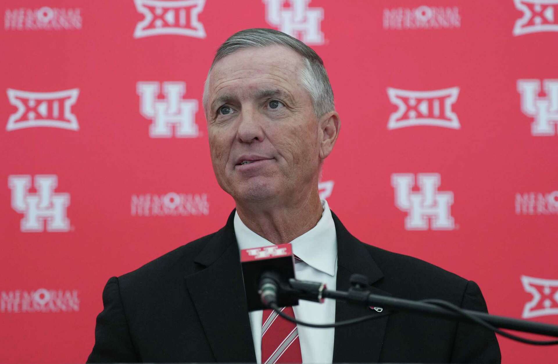 UH football: Cougars introduce new football coach Willie Fritz