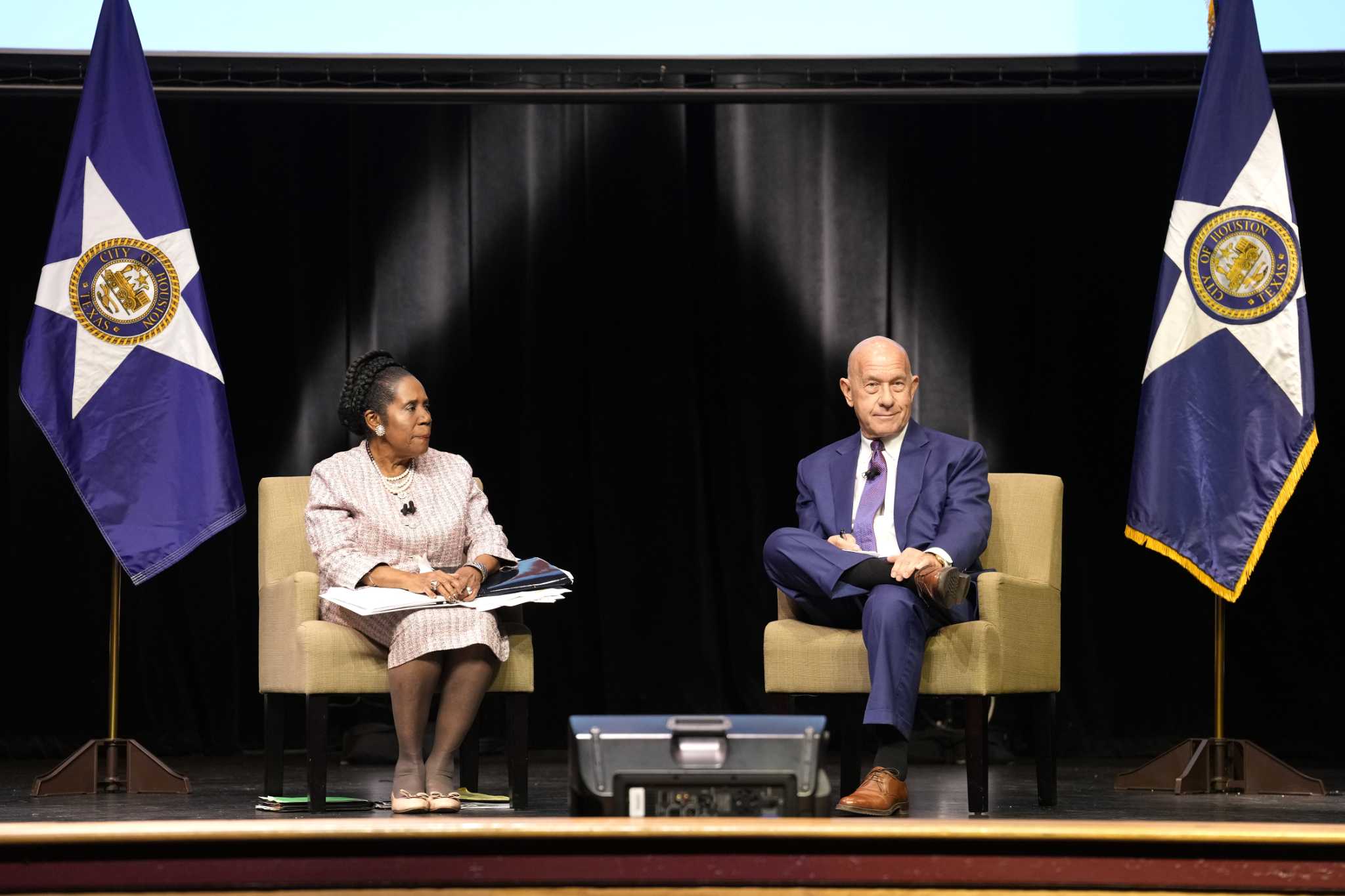 Who is running for Houston mayor in the runoff election?