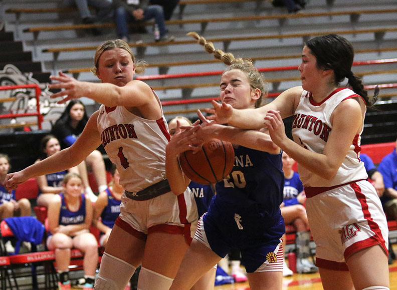 MONDAY GIRLS BASKETBALL: Dogs' 'best game' overpowers Shells