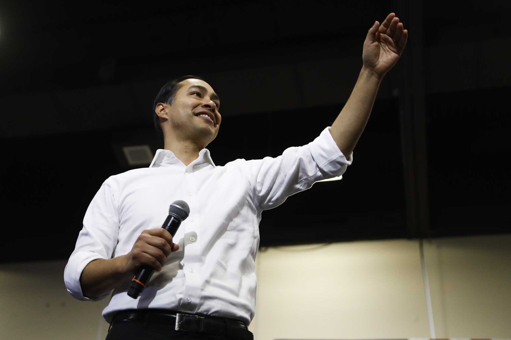 Julian Castro to head nation’s largest Latino-serving foundation