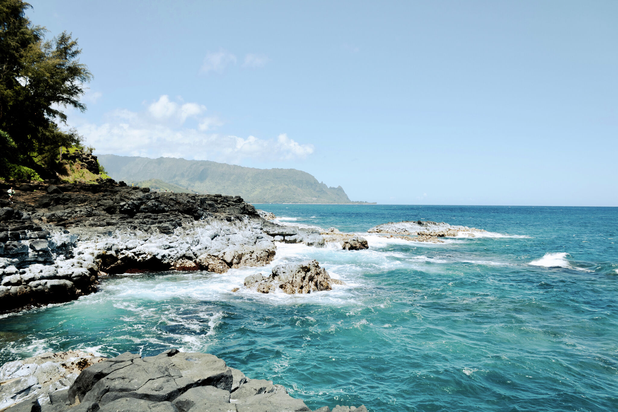 Hawaii bill wants visitors requiring rescue to pay up