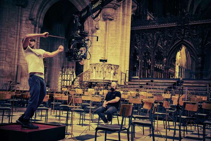 Understanding the vital role of a conductor in orchestra performances
