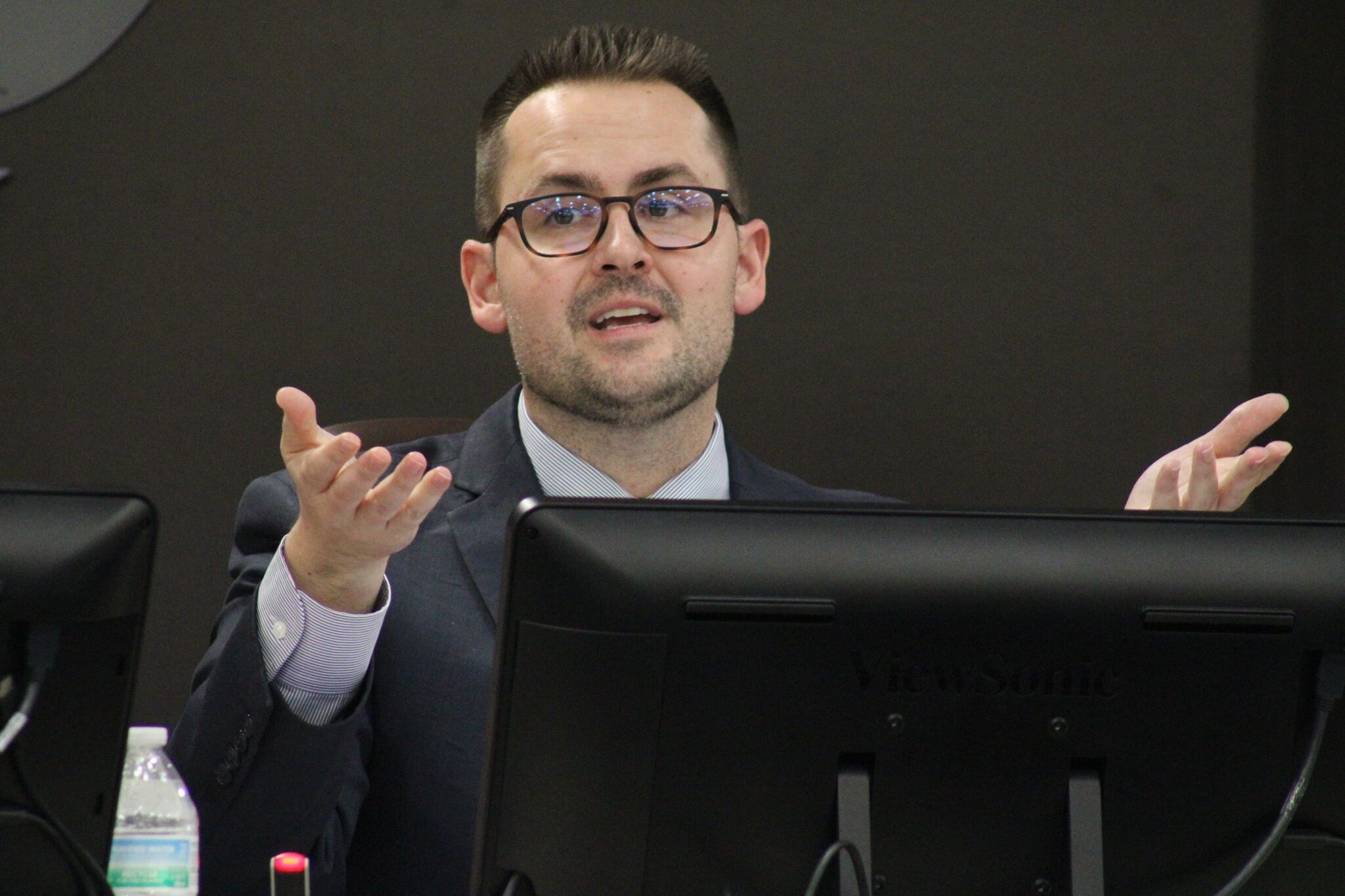 Town hall for Laredo Plantation residents planned by Dr. Tyler King