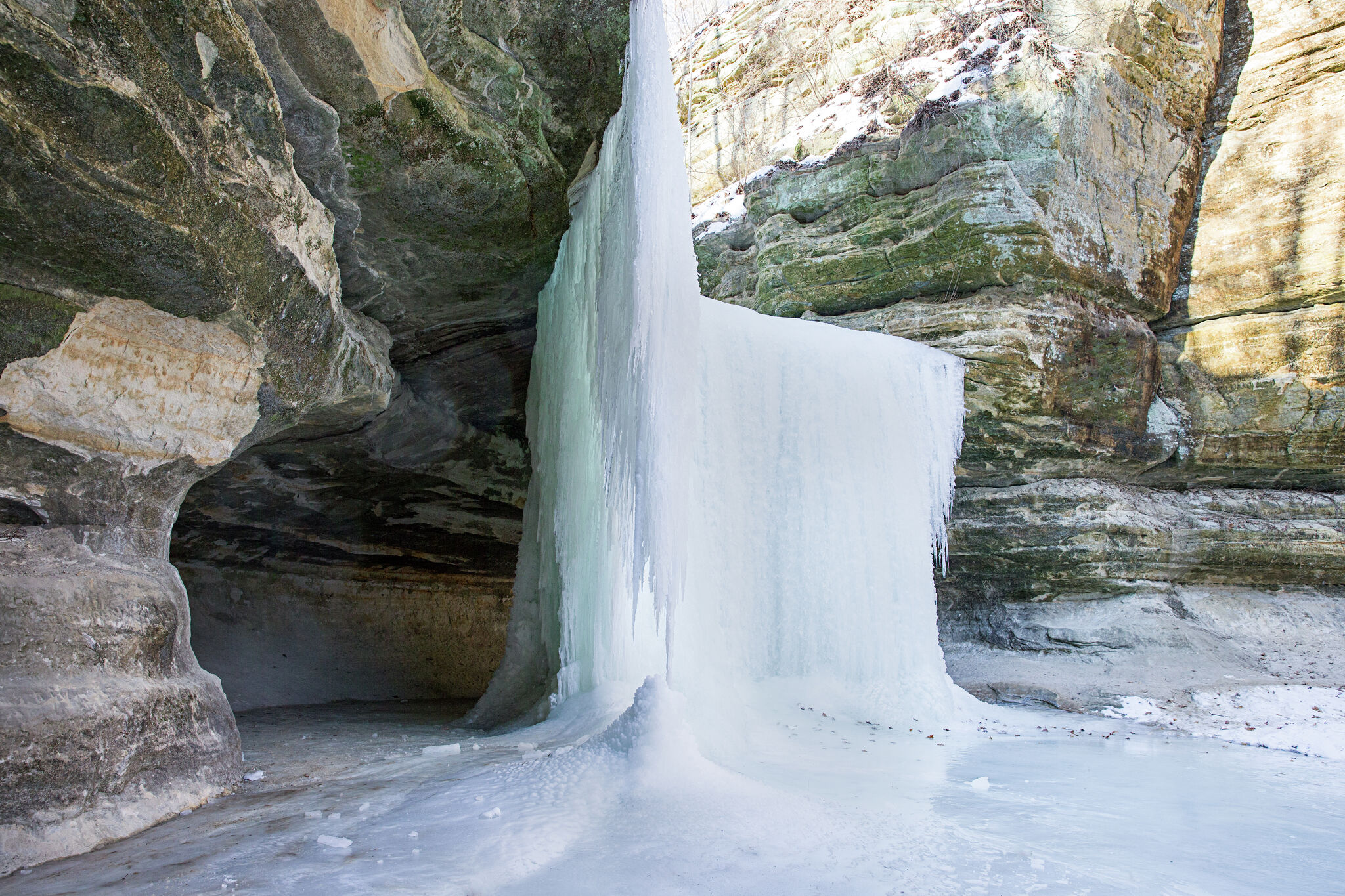 5 picturesque Illinois state parks and locations to visit this winter
