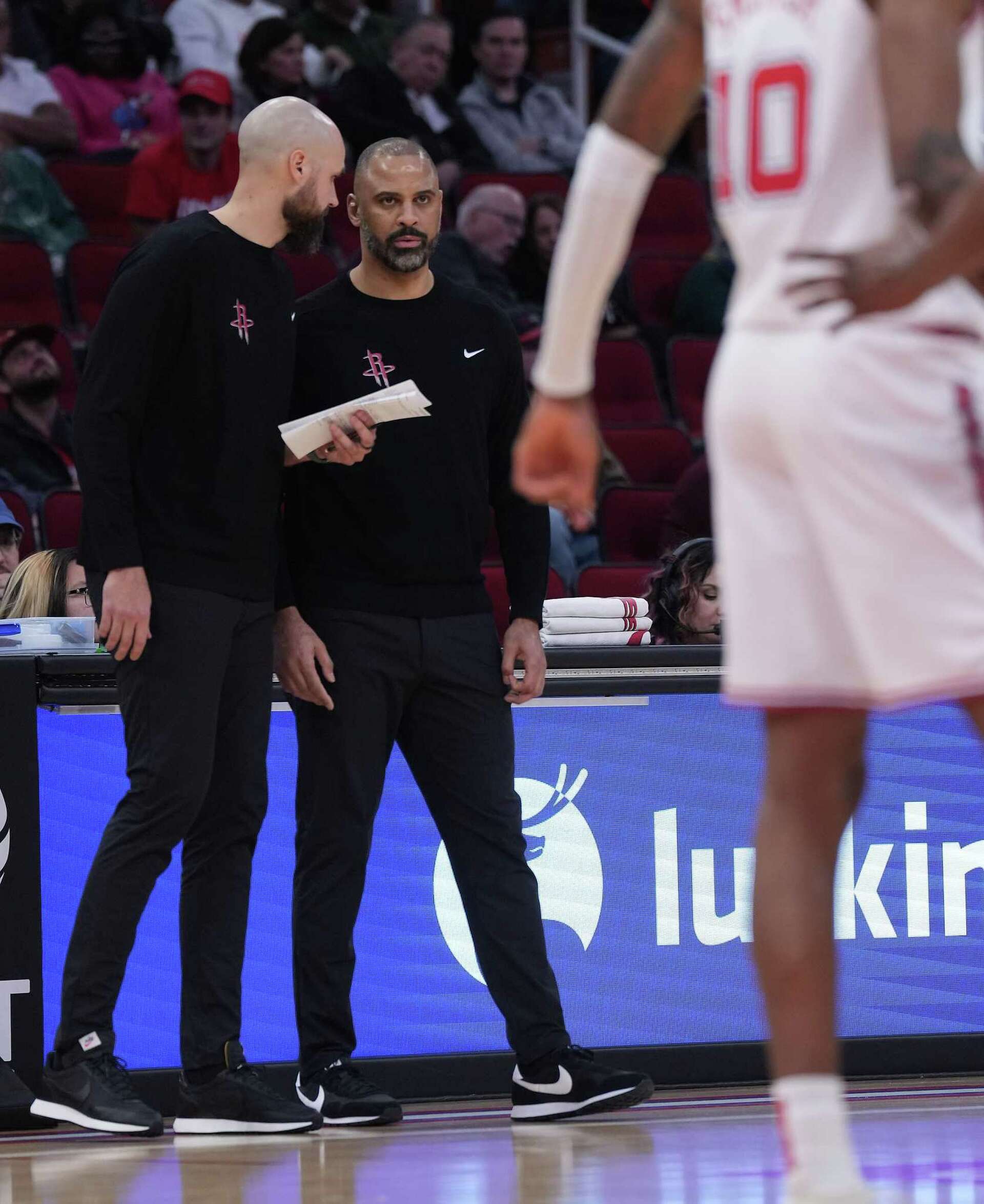 Houston Rockets: Home win streak hits eight with victory over Thunder