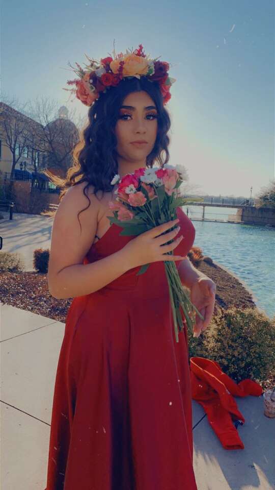 Lizbeth Medina killing: Edna police release photos of suspect