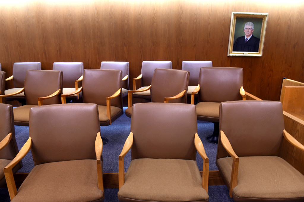 CT officials warn of jury duty scams demanding money to avoid arrest