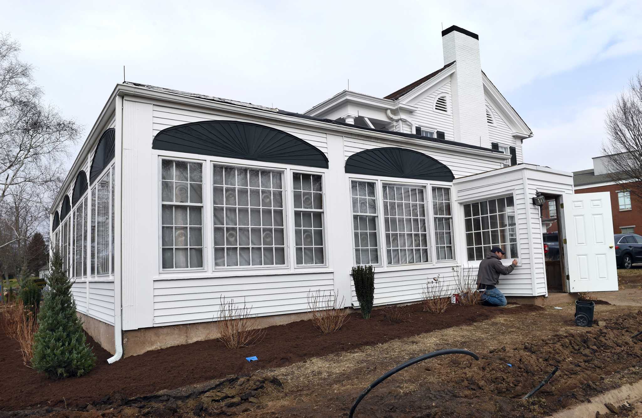 Owned by Yale, neglected Sachem House in Guilford gets winterized