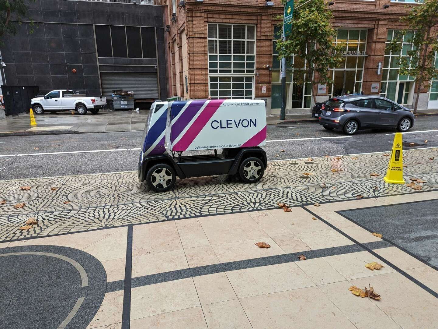 New robot delivery vehicle spotted on S.F. street