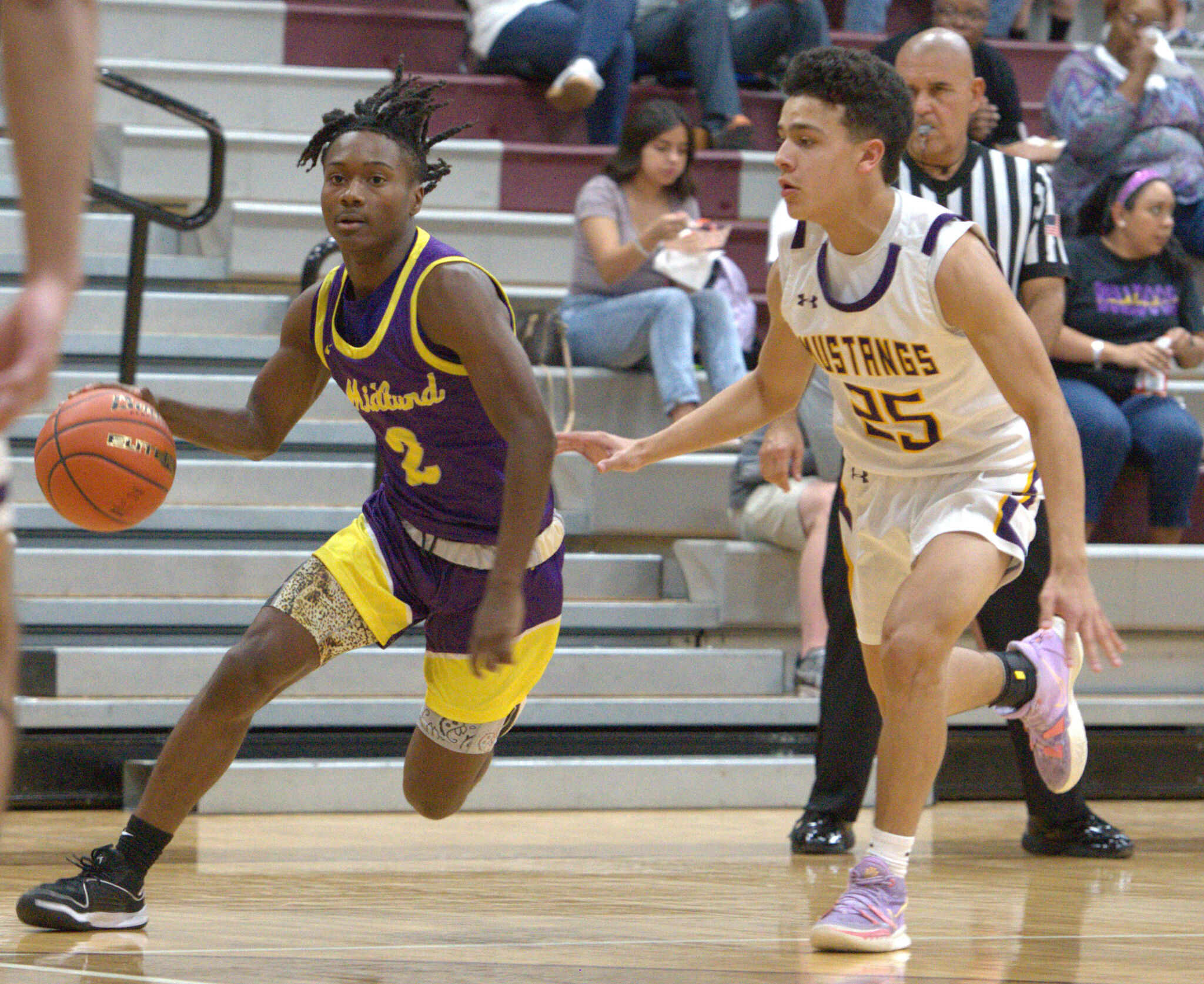 HS BOYS BASKETBALL: MHS makes plays late to beat Burges