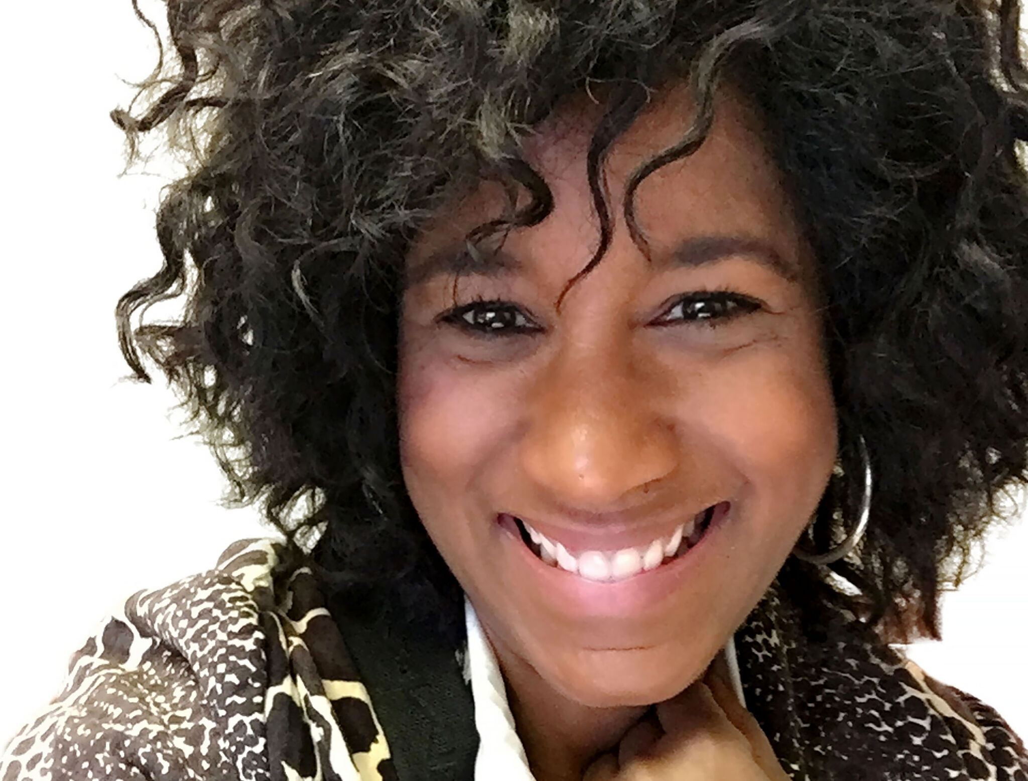 Joy Sewing makes Houston Chronicle history as new news columnist