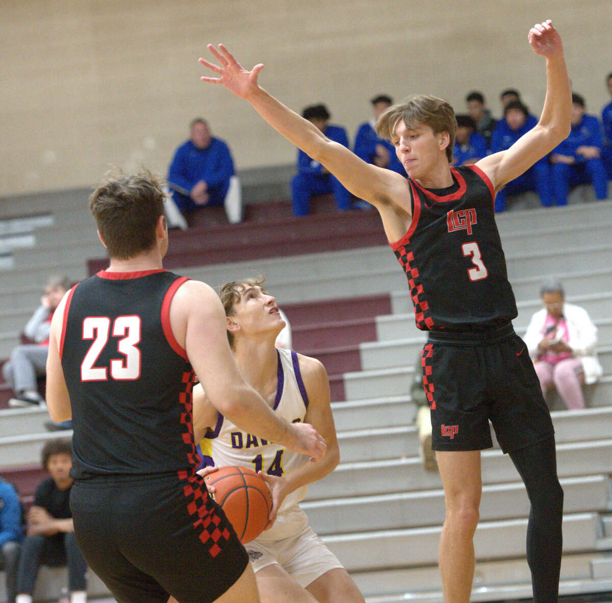 HS BOYS BASKETBALL: MHS squanders Oilman’s game against Lubbock-Cooper