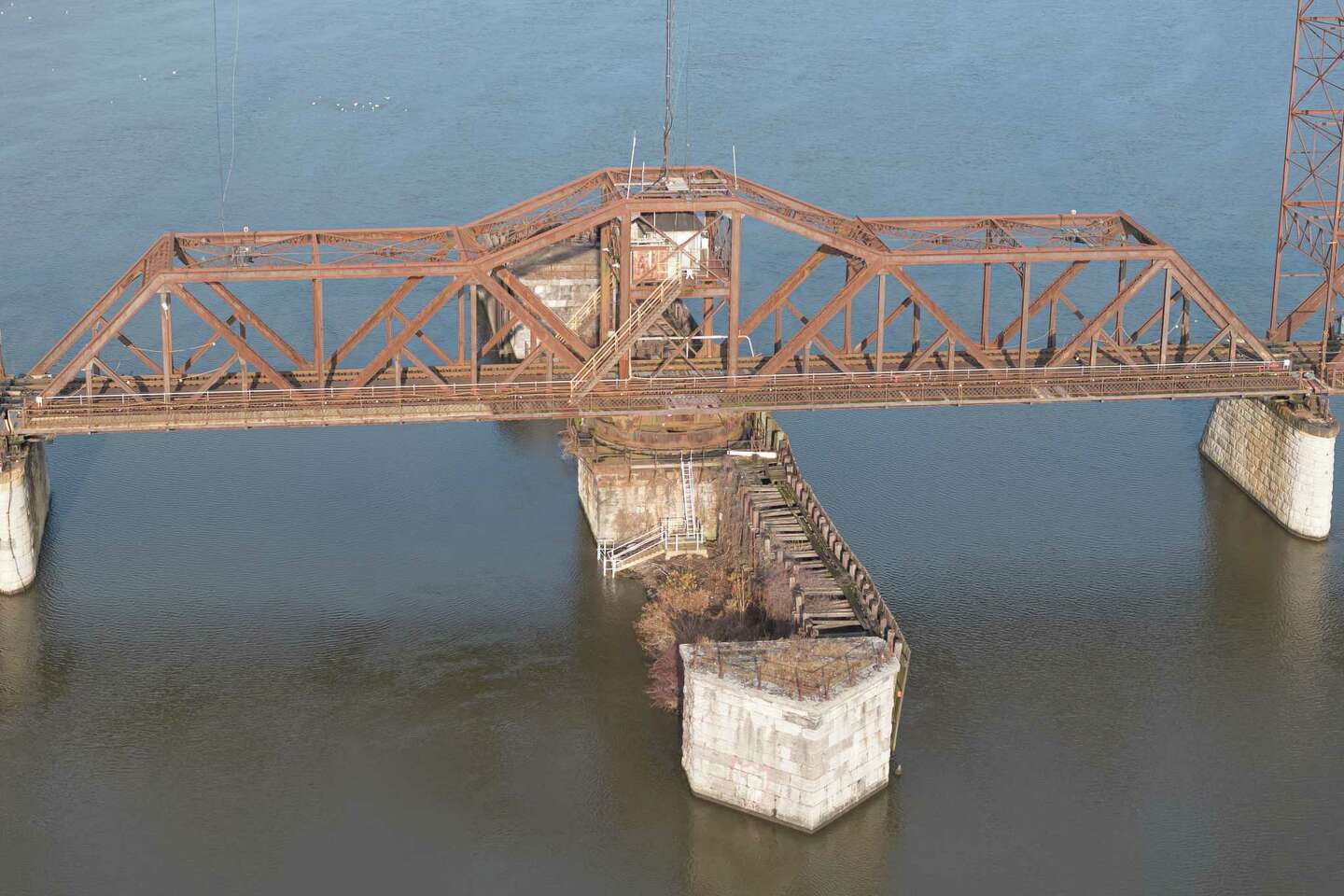 No funding for Livingston Avenue bridge in latest federal announcement