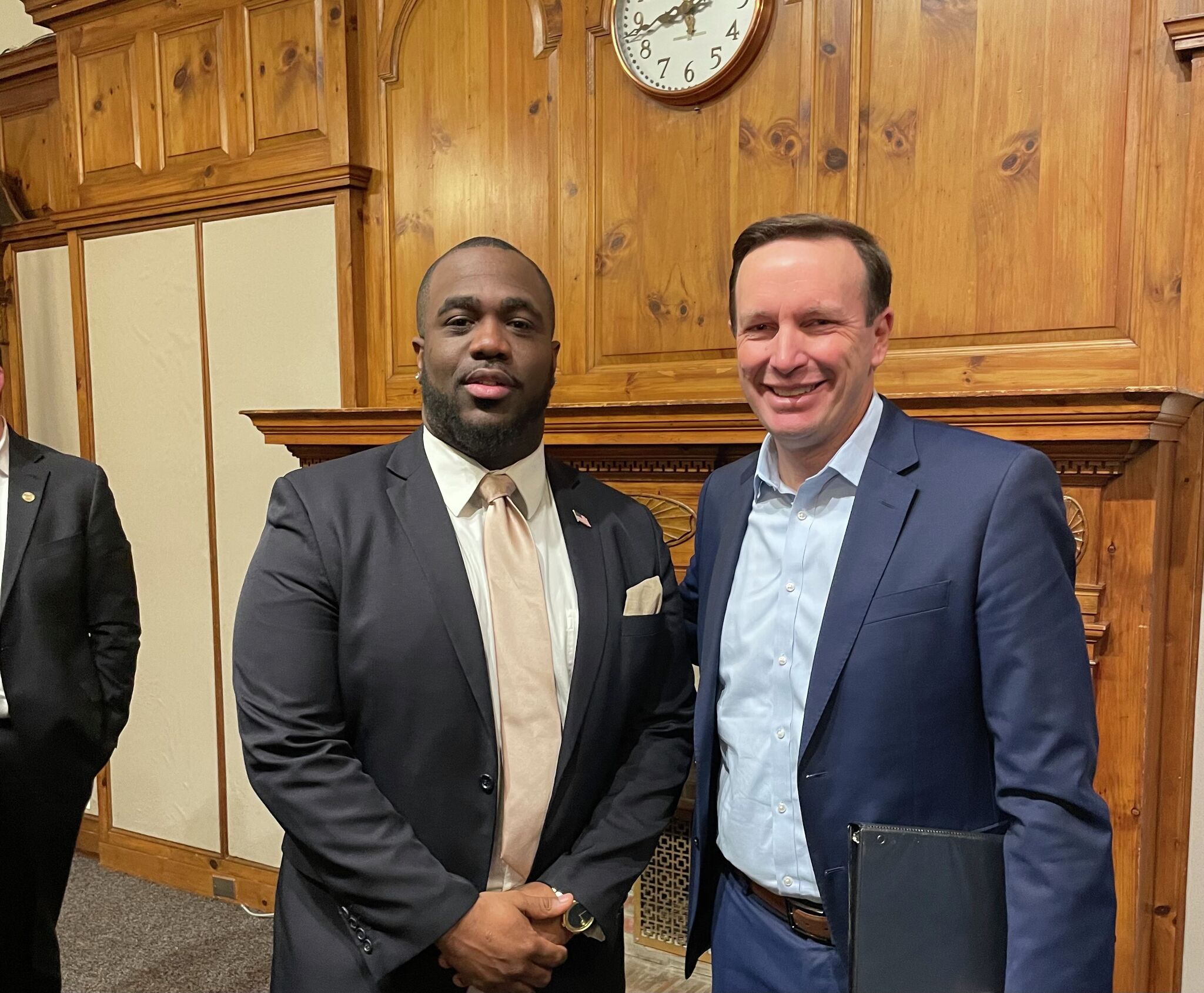 Sen. Chris Murphy leads talk on loneliness at roundtable in Norwalk