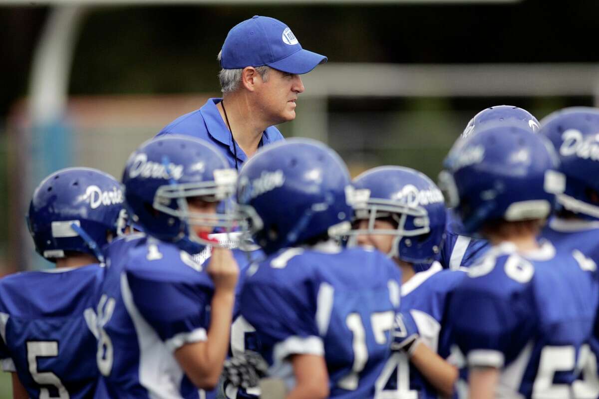 Darien remembers Martin Pryor, coach and junior football president