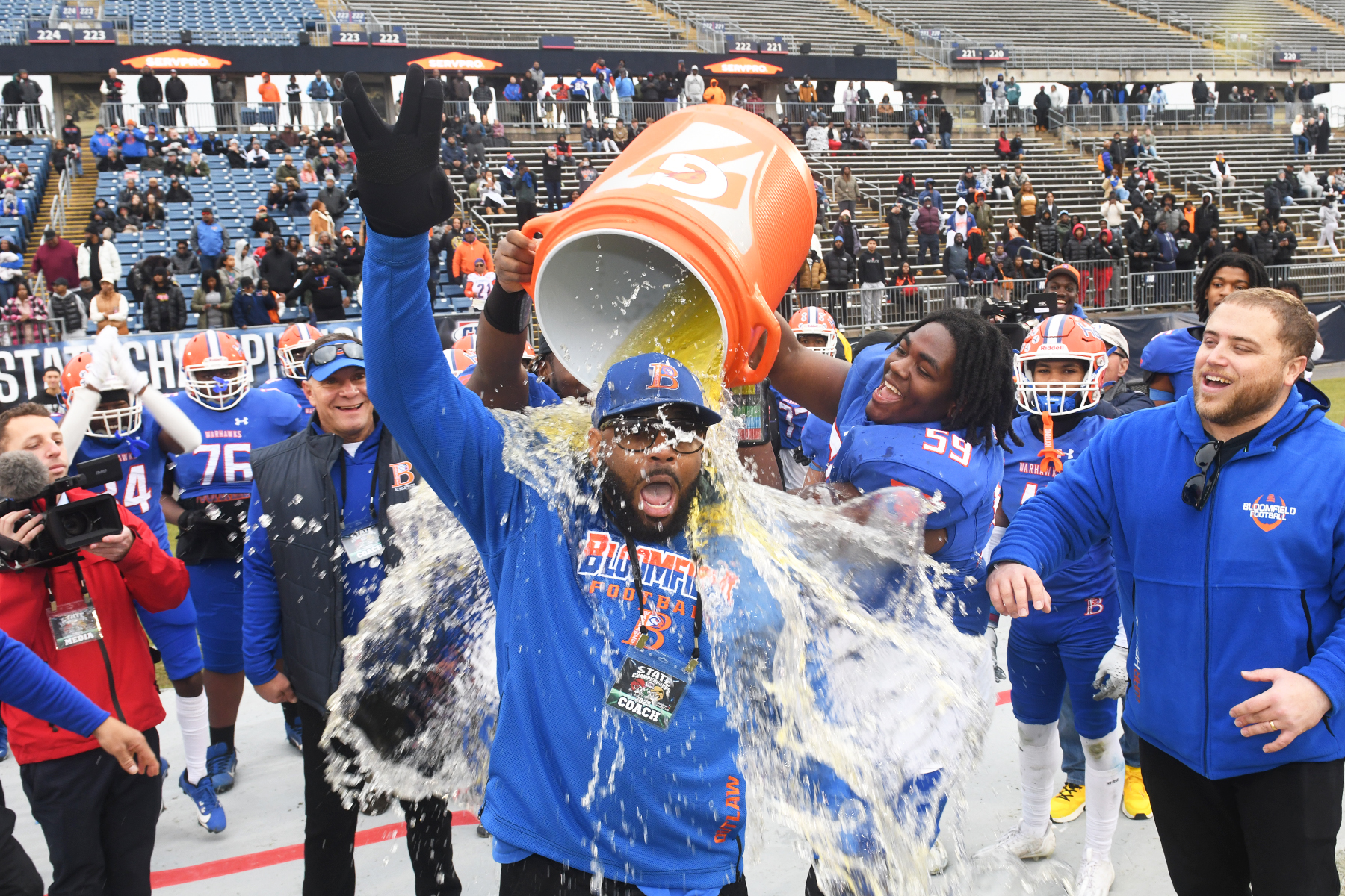 Bloomfield football beats Cromwell/Portland for Class S championship