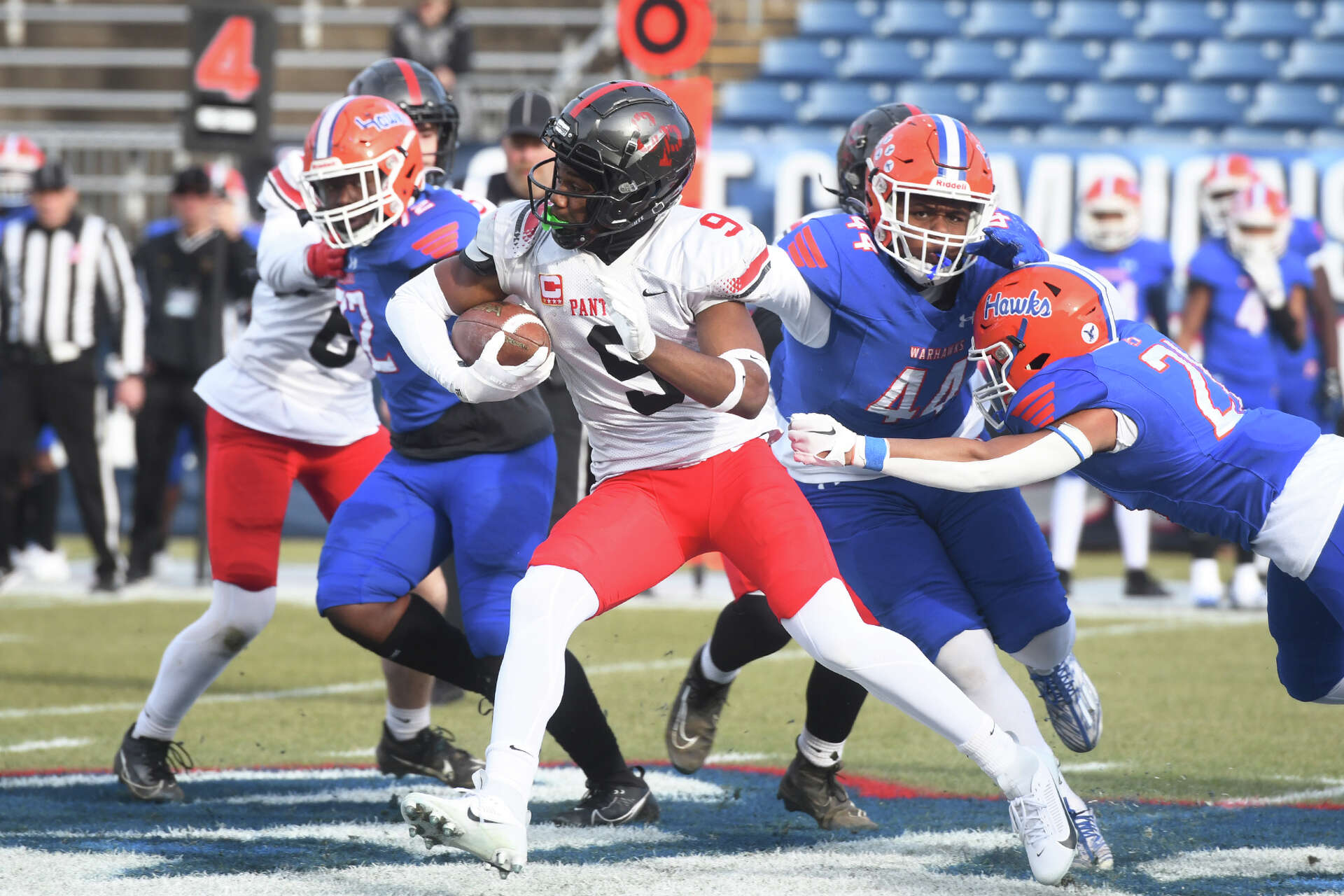 Bloomfield football beats Cromwell/Portland for Class S championship