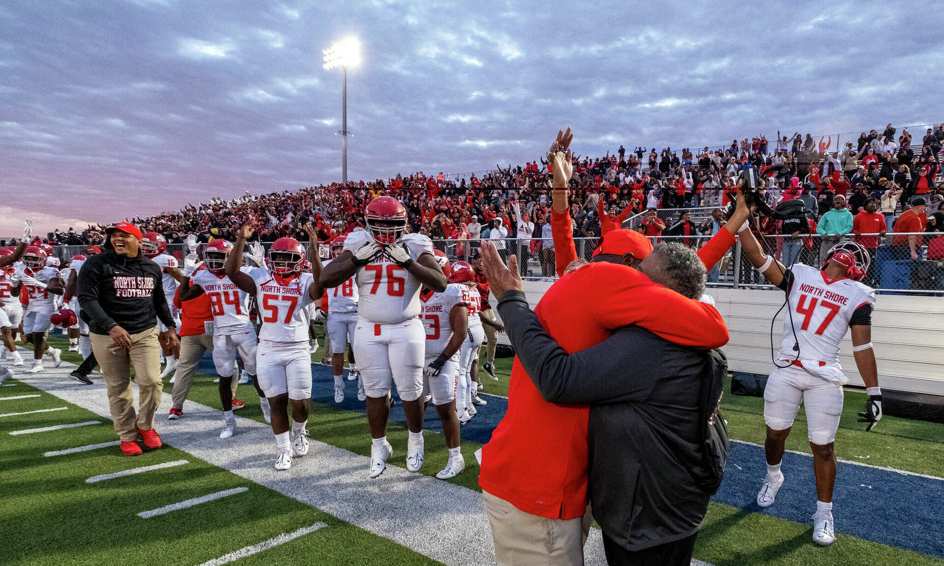 North Shore Mustangs advance to state championship game