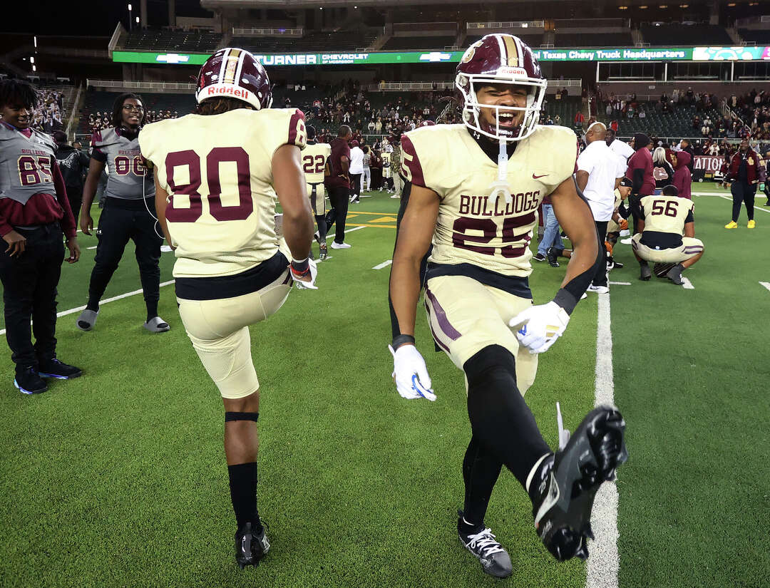 Summer Creek Bulldogs advance to first state championship game
