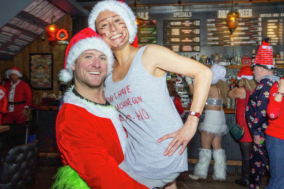 I hopped on an SF SantaCon party bus, and it wasn’t what I expected