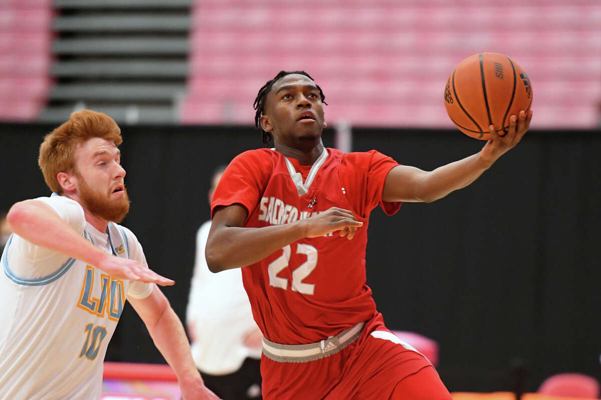 Hofstra's Tyler Thomas, ex-CT high school star, among top scorers