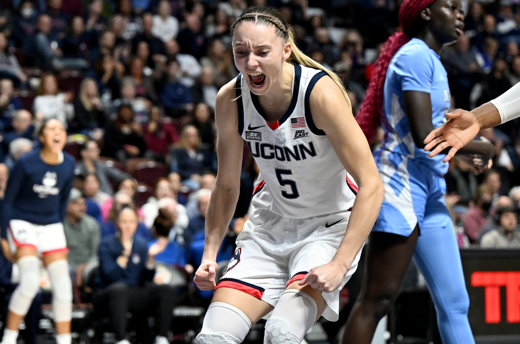 UConn women's basketball star Paige Bueckers reaches 1,000 points