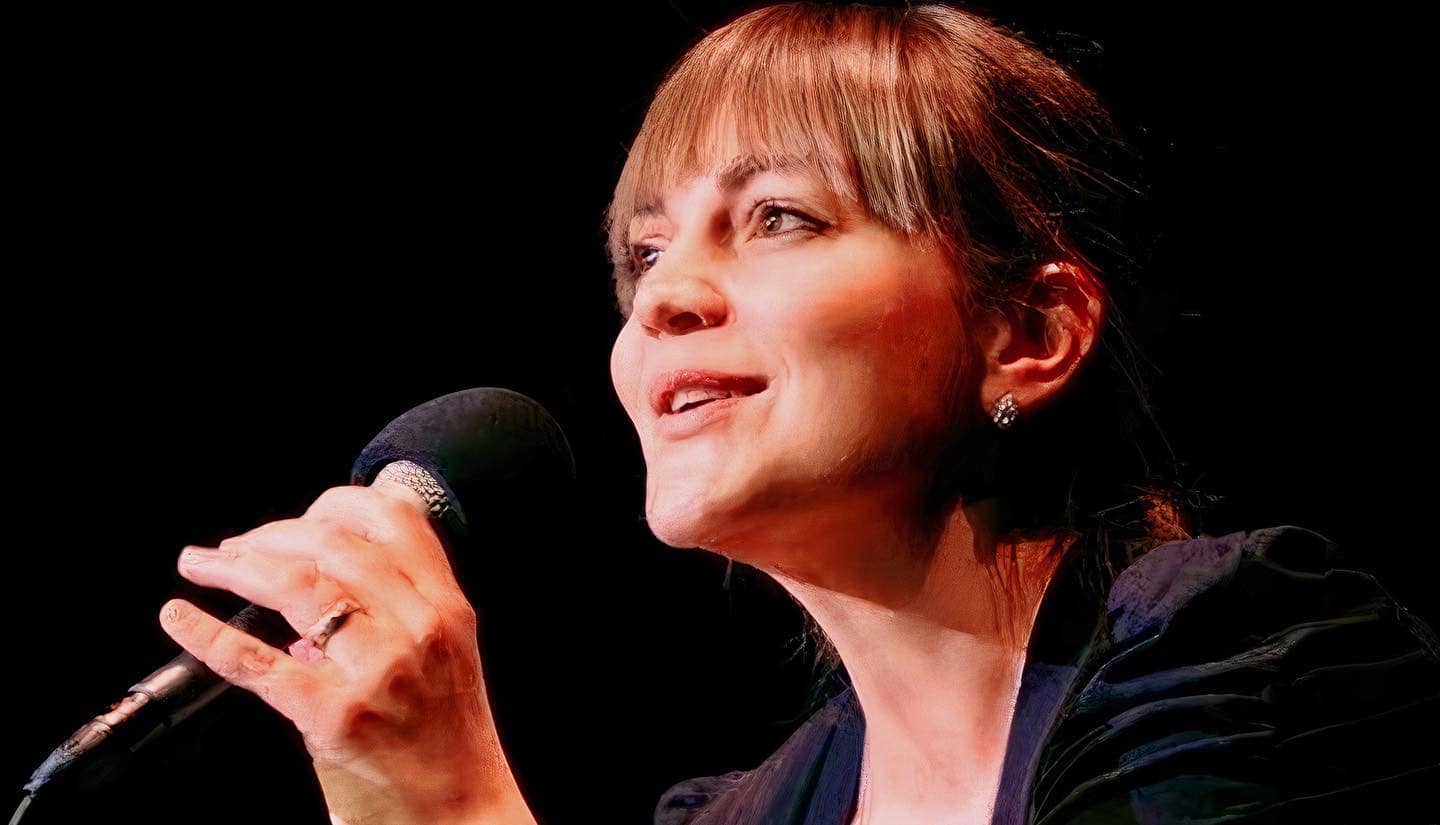 Erin Bode performs holiday classics Thursday in Edwardsville