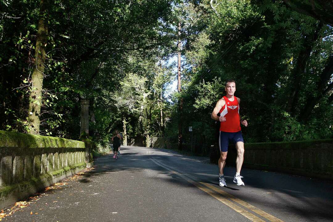 Mike Fanelli, Bay Area distance runner, coach and historian, dies