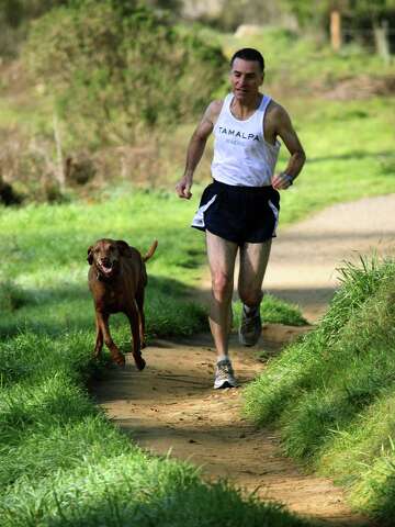 Mike Fanelli, Bay Area distance runner, coach and historian, dies