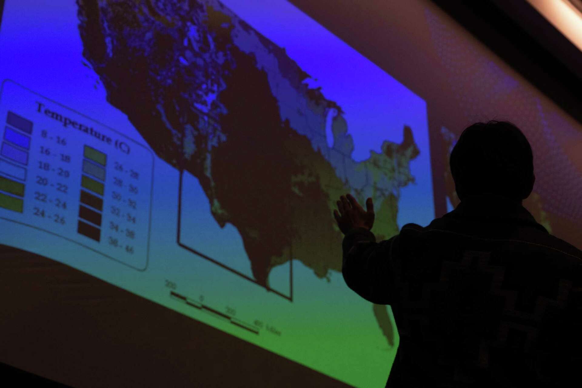 What are the most popular majors at Texas public universities?