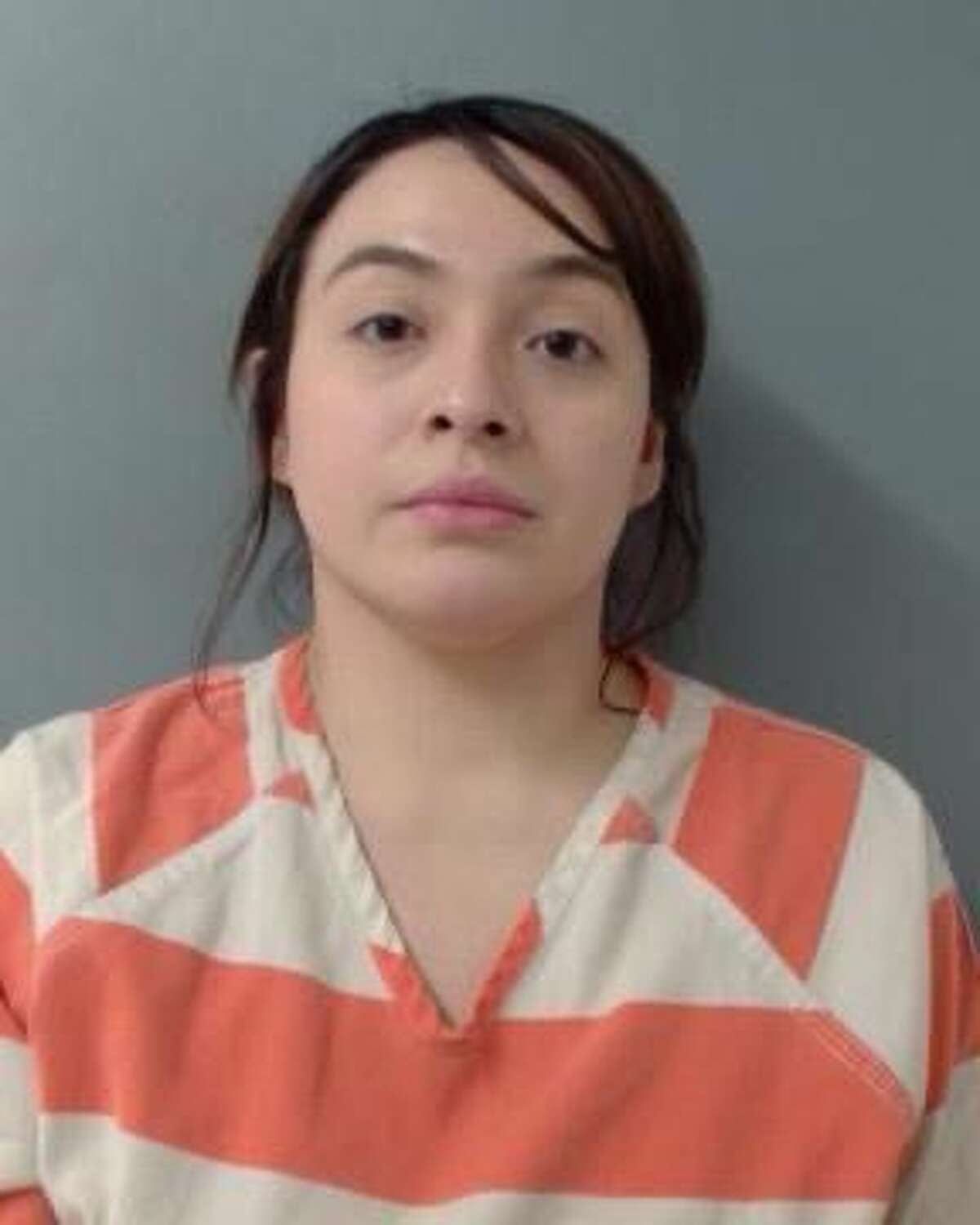 Parents arrested at Laredo Mall del Norte; kids in car while shopping