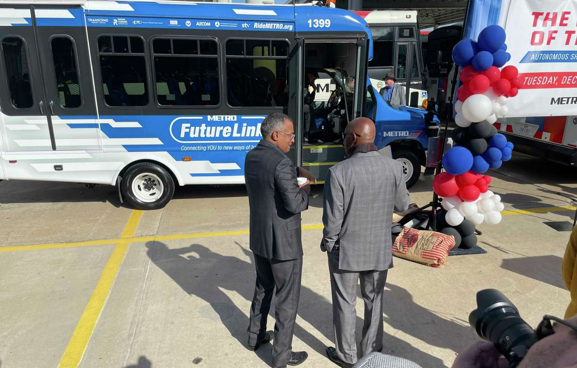 'Warranty issues' slow street tests of Metro autonomous shuttle