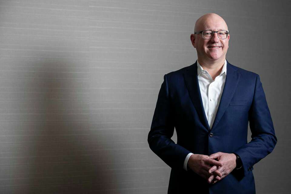 New USAA CEO announces departures of several executives