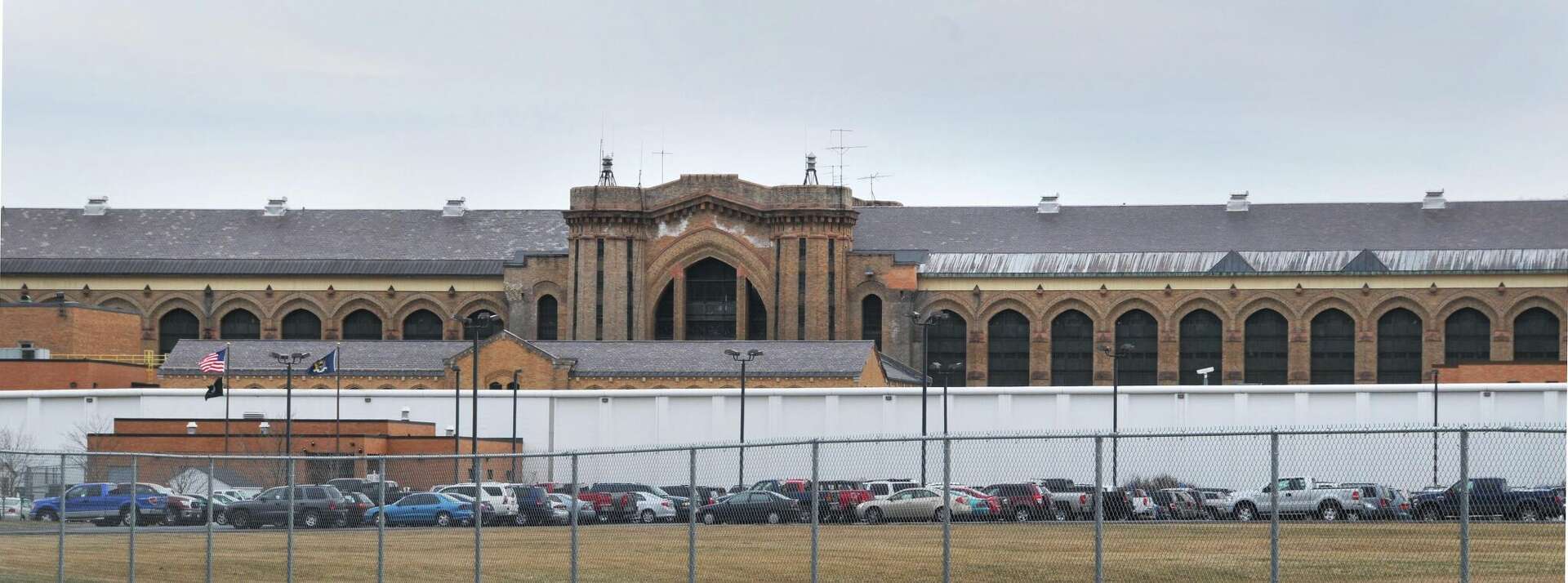 Great Meadow, Sullivan state prisons to close in November