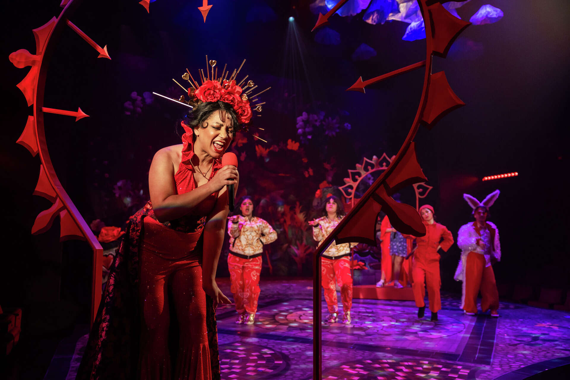 'Panto Alicia In Wonderland' at Stages rewrites fairy tale in Houston